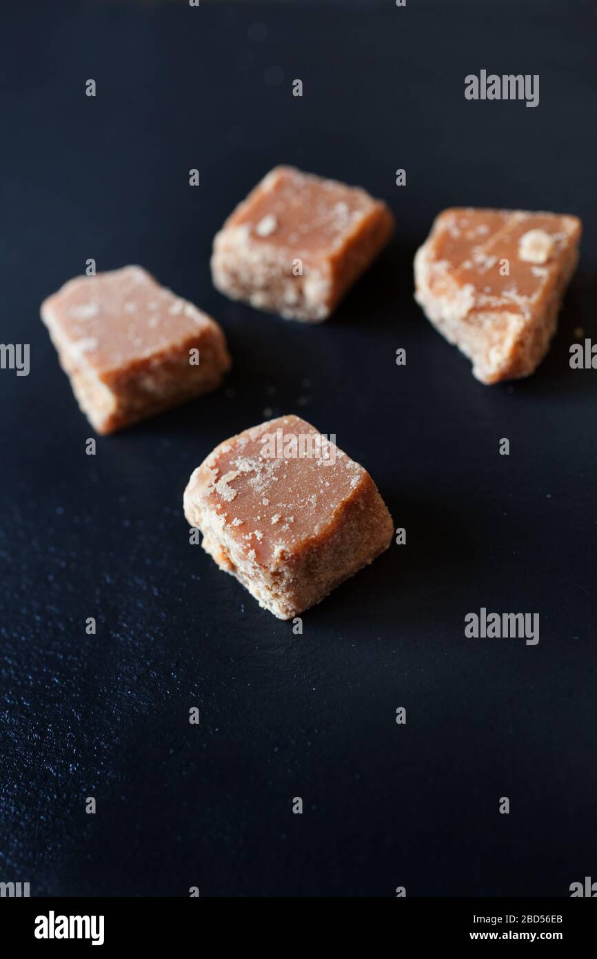 Rich pieces hi-res stock photography and images - Alamy