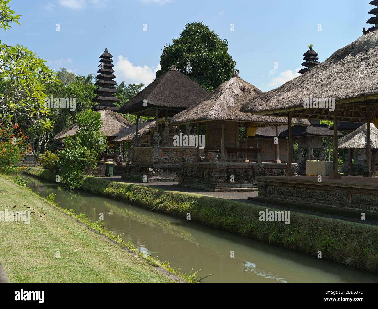 dh Pura Taman Ayun Royal Temple BALI INDONESIA Balinese Hindu Mengwi ...