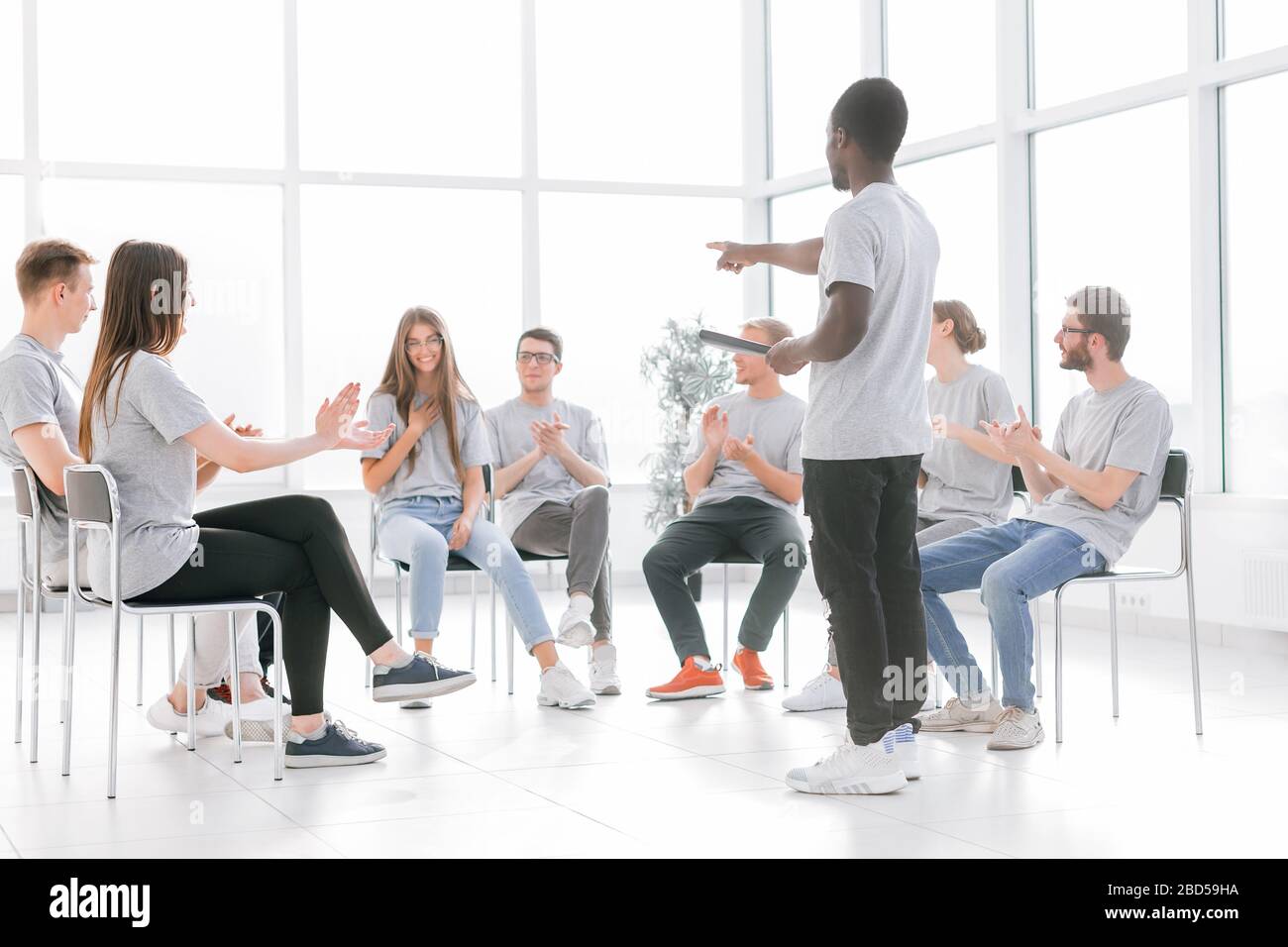 Audience asks questions hi-res stock photography and images - Alamy