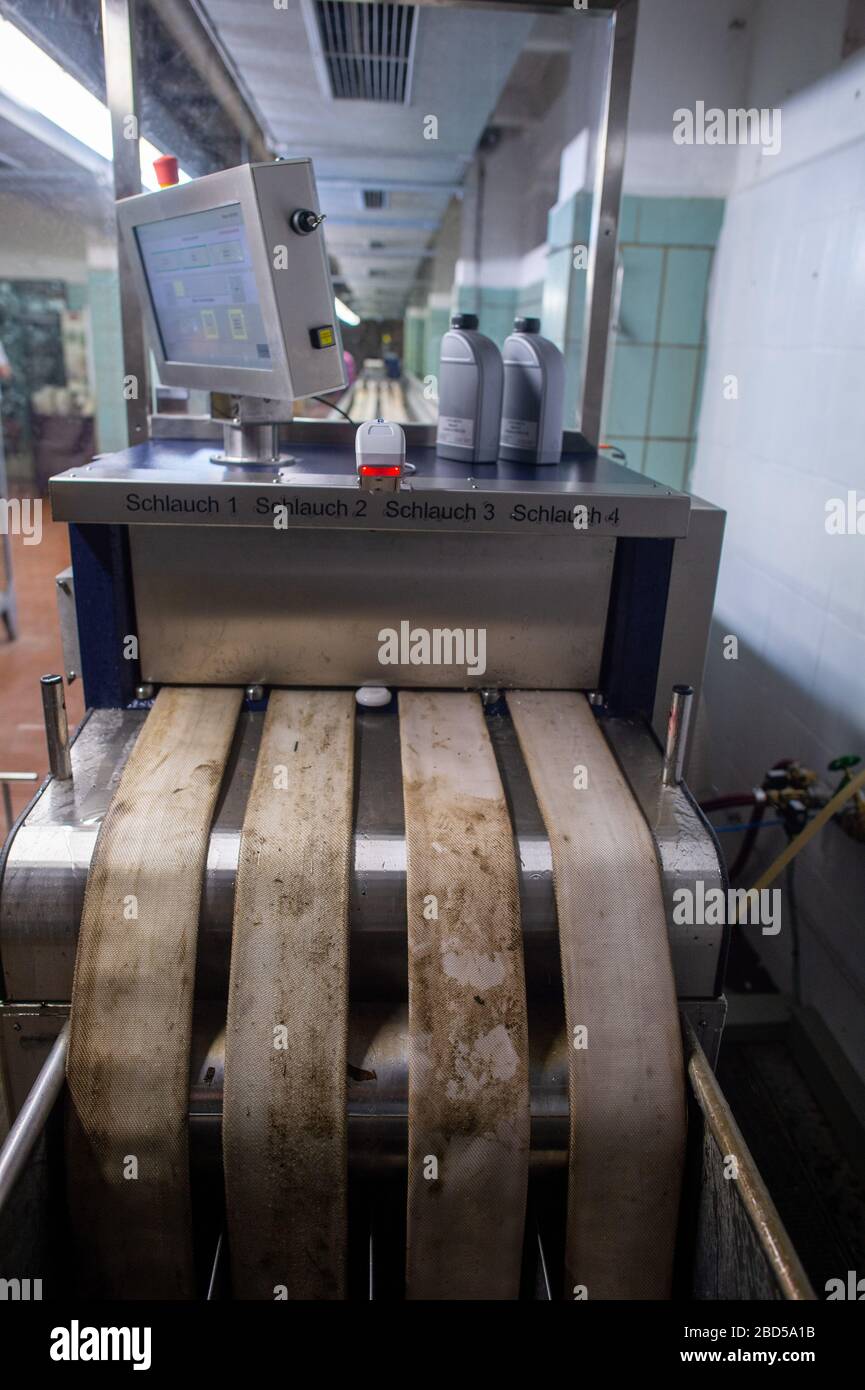 Hose drawn hi-res stock photography and images - Alamy