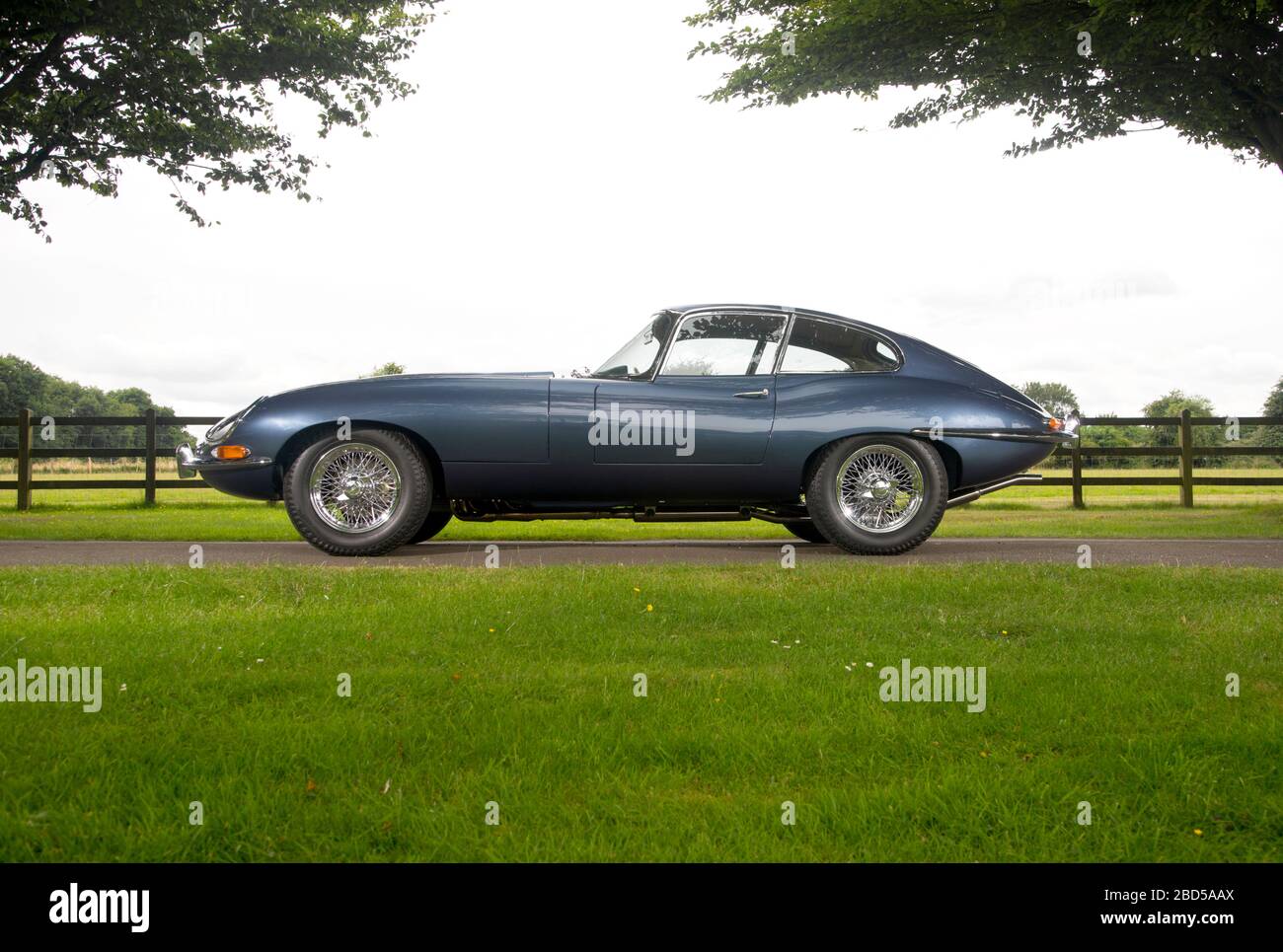 Series 1.5 E Type Jaguar Fixed Head Coupe (FHC) classic British sports ...