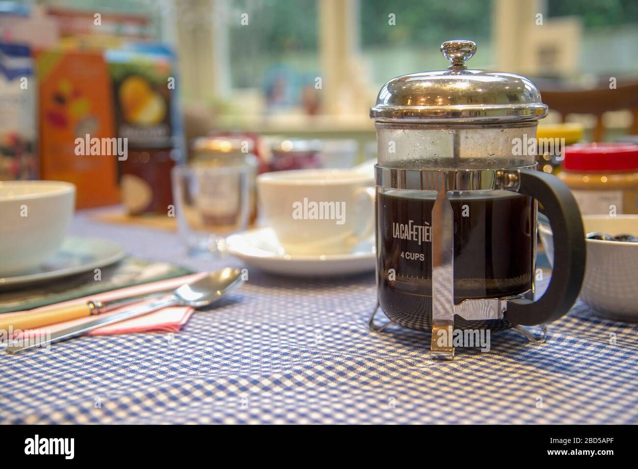 Breakfast table hi-res stock photography and images - Alamy