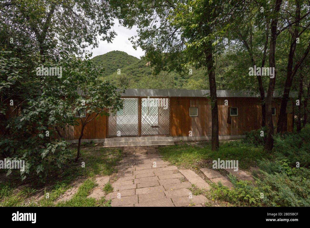 Shigeru ban house hi-res stock photography and images - Alamy