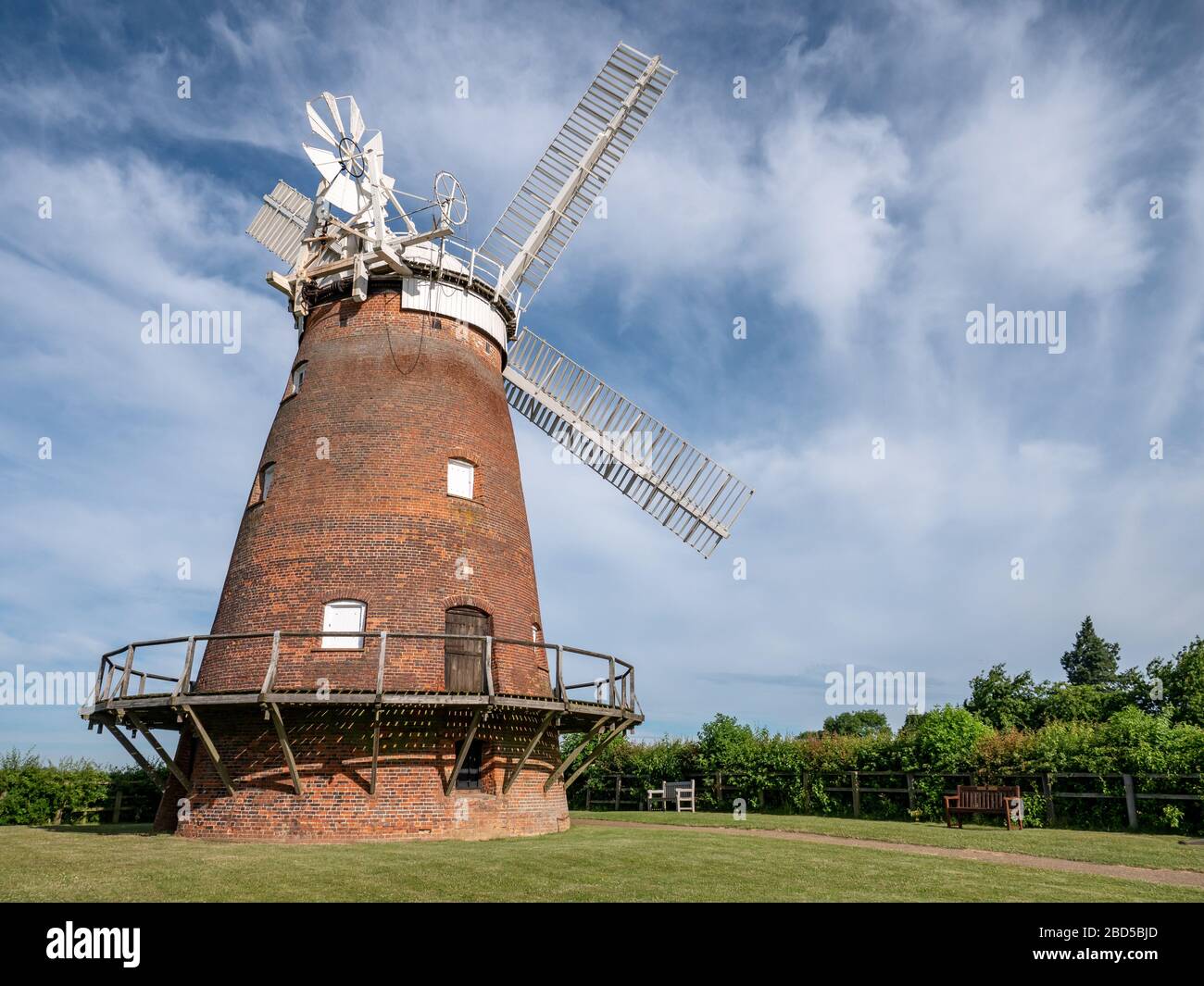 Traditional english architecture hi-res stock photography and images ...