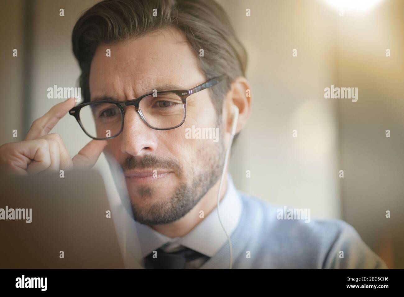 boss in home confinement working on his laptop Stock Photo - Alamy