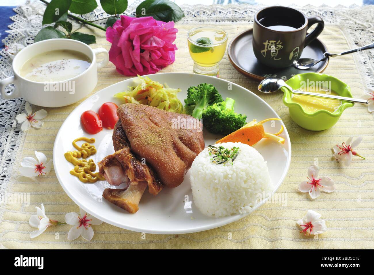 The food portrait of Pigs feet and rice Stock Photo - Alamy