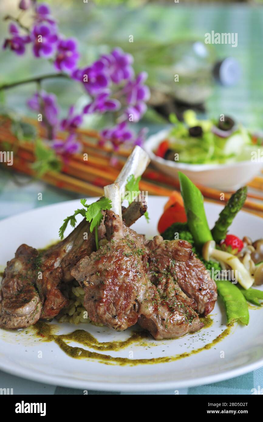 The food portrait of lamb on the plate Stock Photo - Alamy