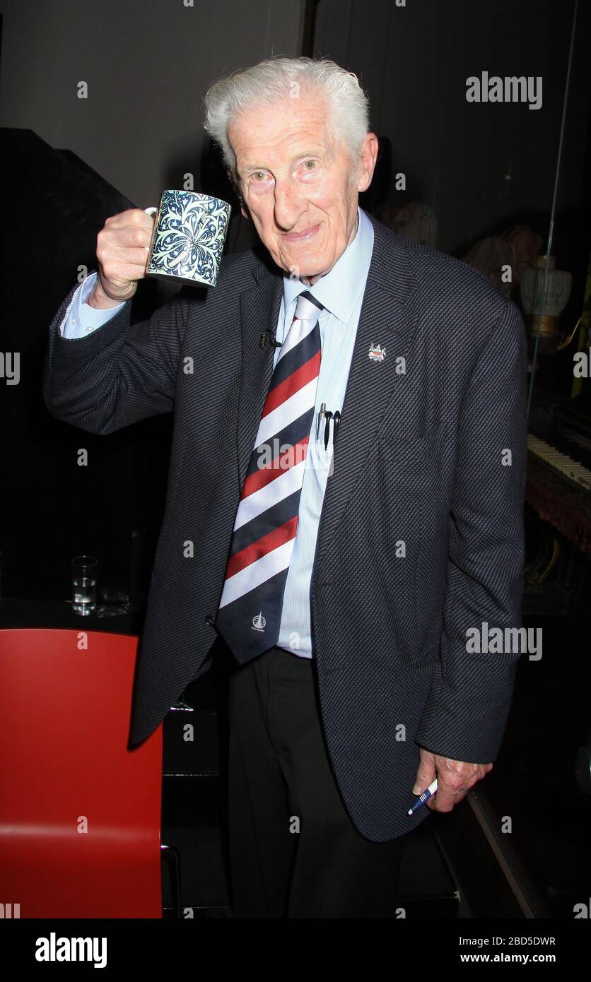 Harry goodwins hi-res stock photography and images - Alamy