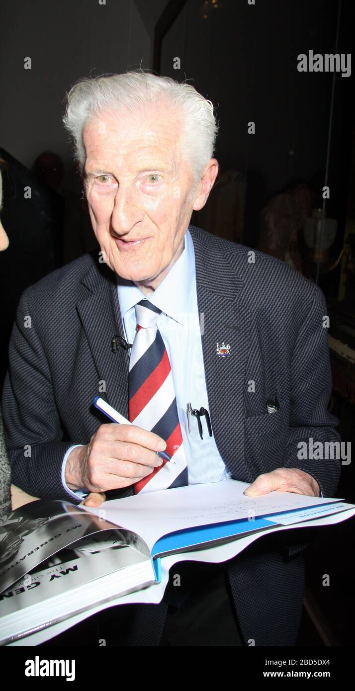 Harry goodwins hi-res stock photography and images - Alamy