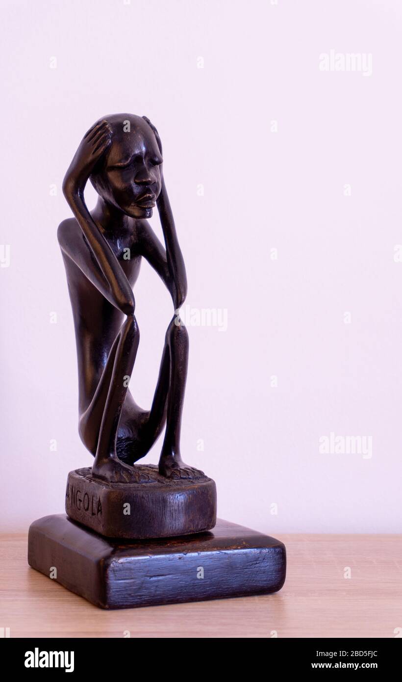 Statue thinker hi-res stock photography and images - Alamy