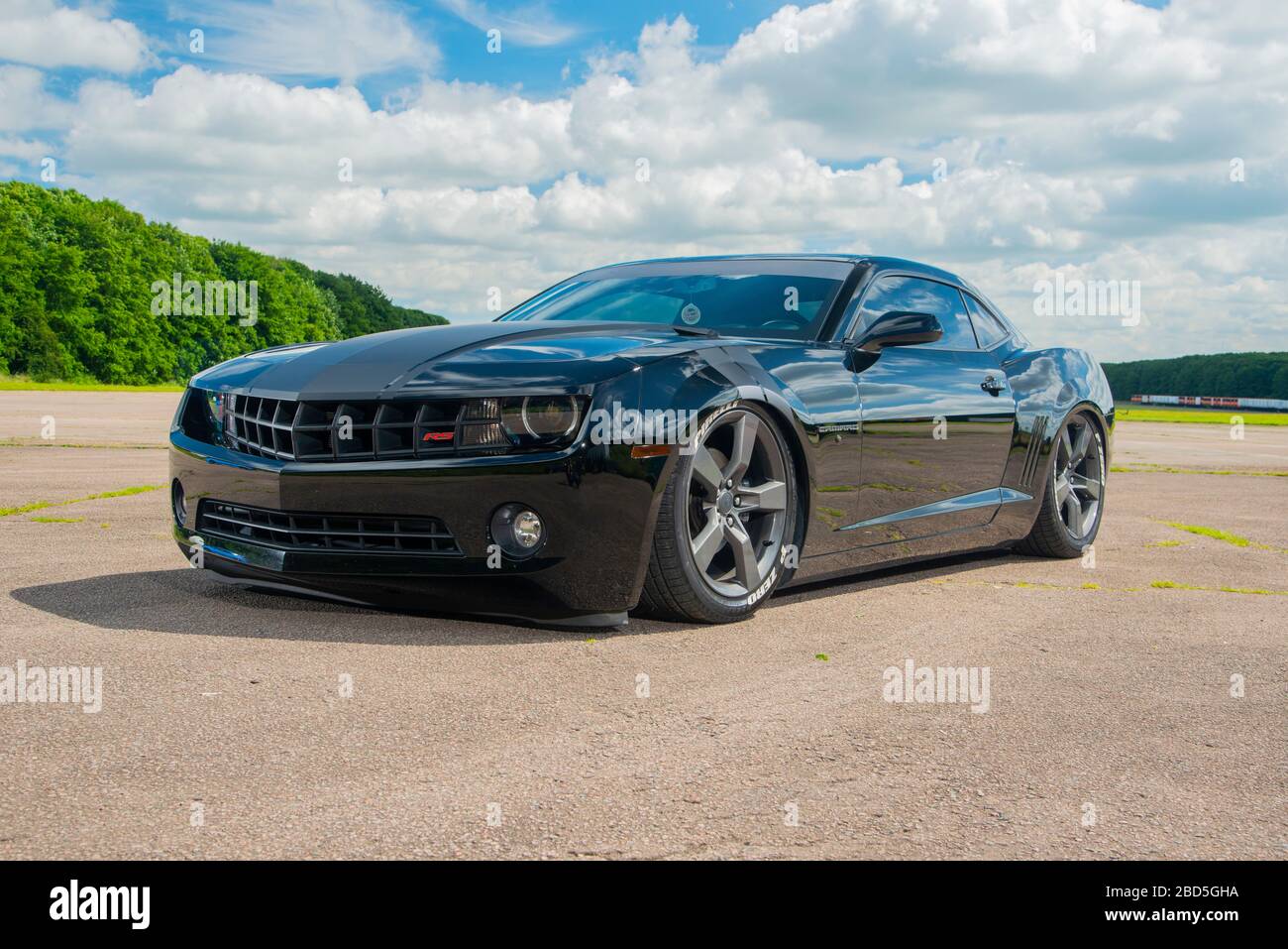 2014 Chevrolet Camaro ZS, modified with air suspension Stock Photo - Alamy