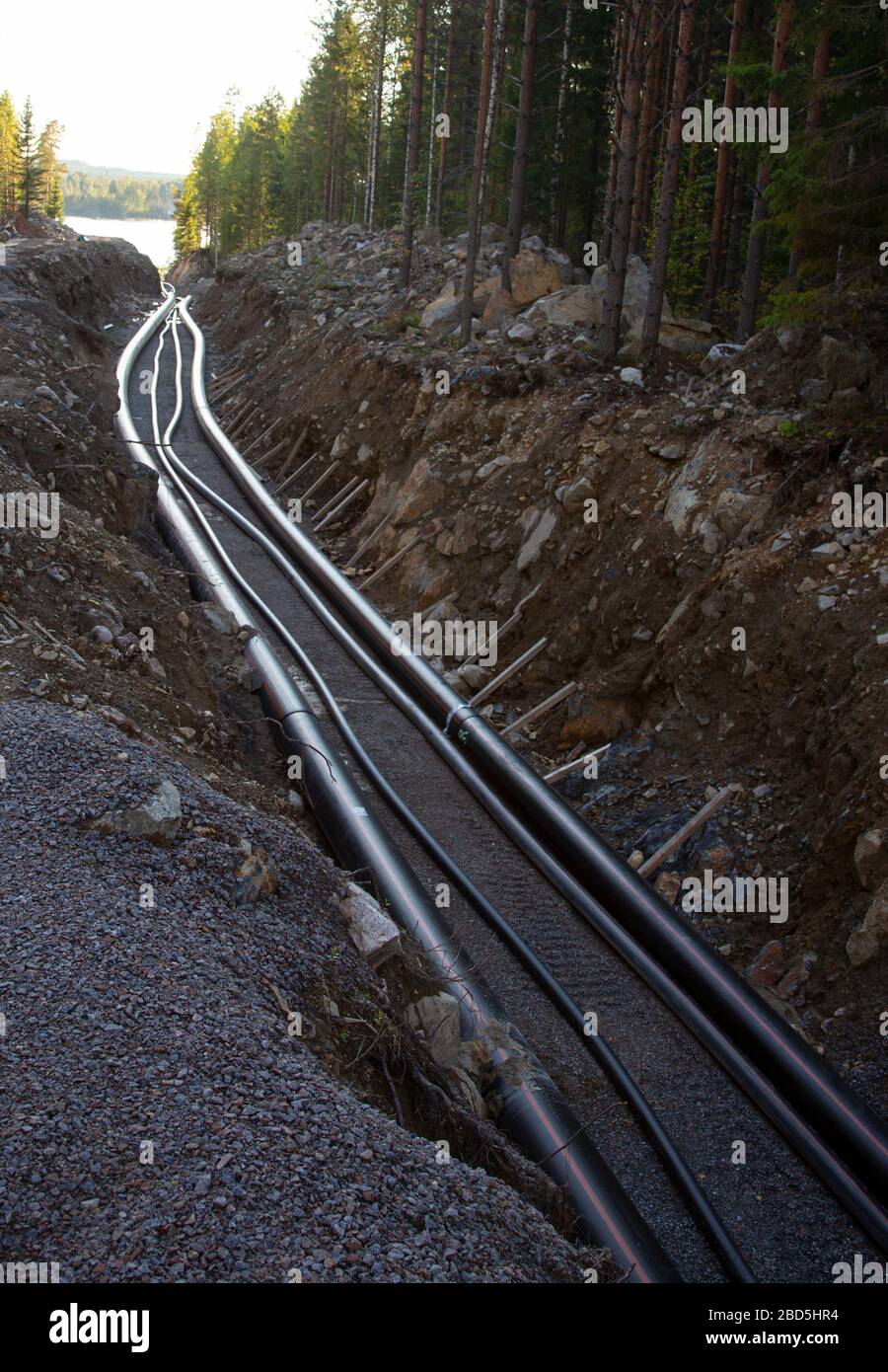 Laying underground pipe hi-res stock photography and images - Alamy