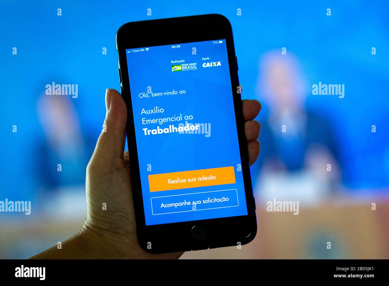 Curitiba, Brazil. 07th Apr, 2020. employed workers and MEIs can request ...