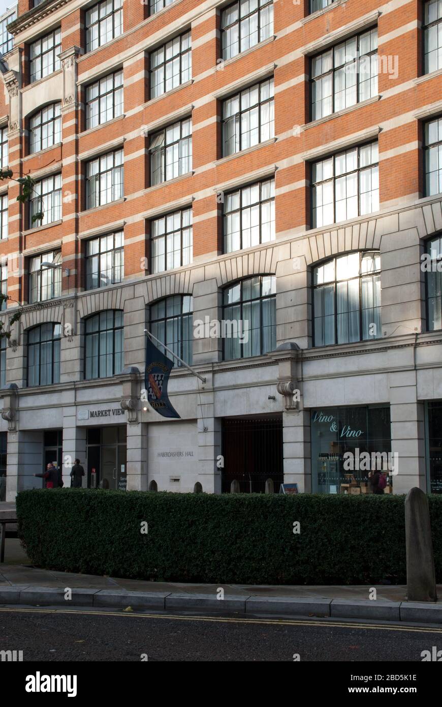 Brick Courtyard Smithfield Haberdashers Hall, 18 W Smithfield ...