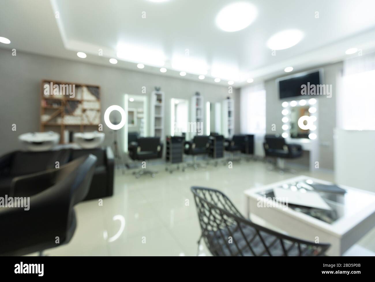 Empty hair salon hi-res stock photography and images - Alamy