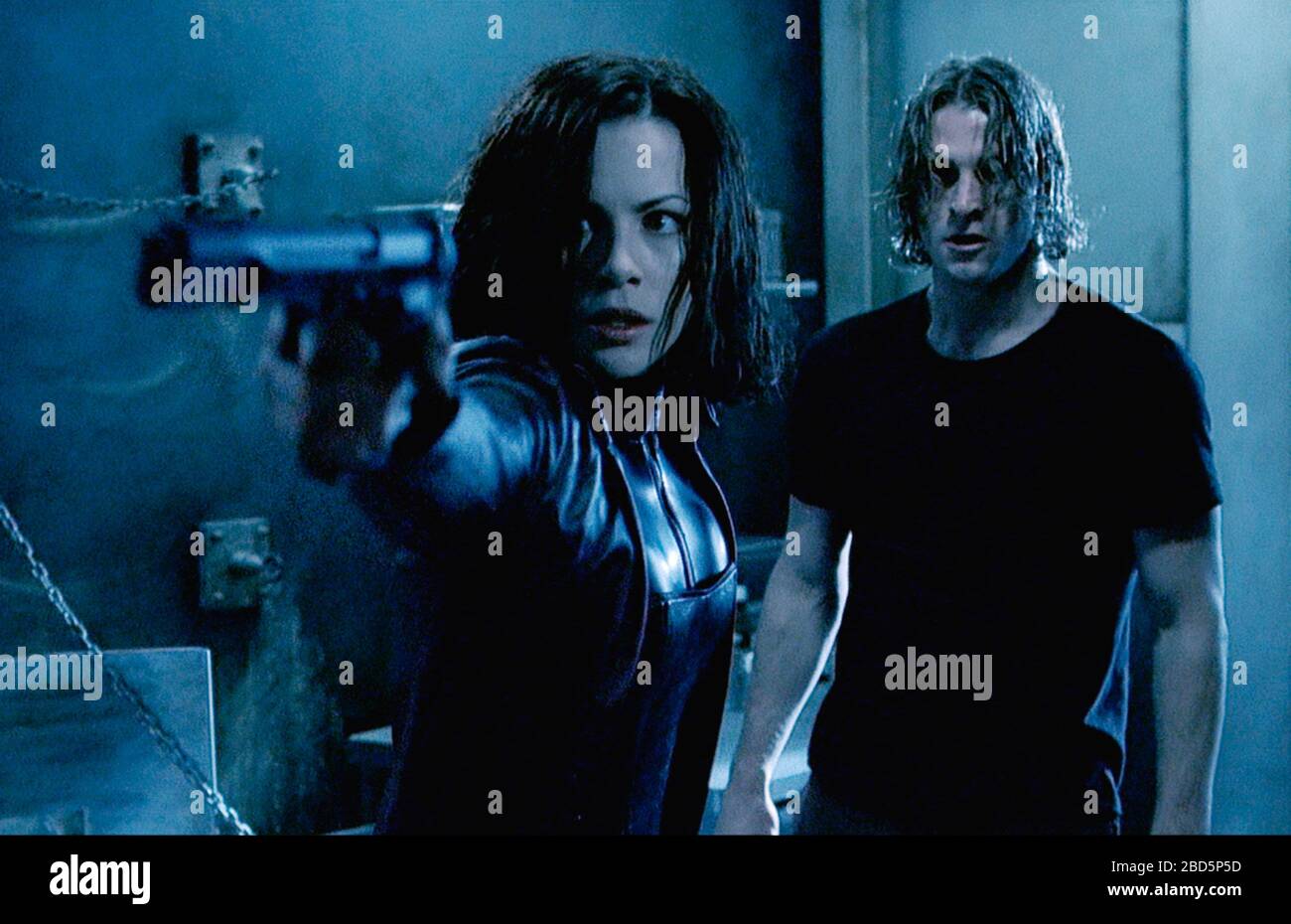 Scott speedman underworld 2003 hi-res stock photography and images - Alamy