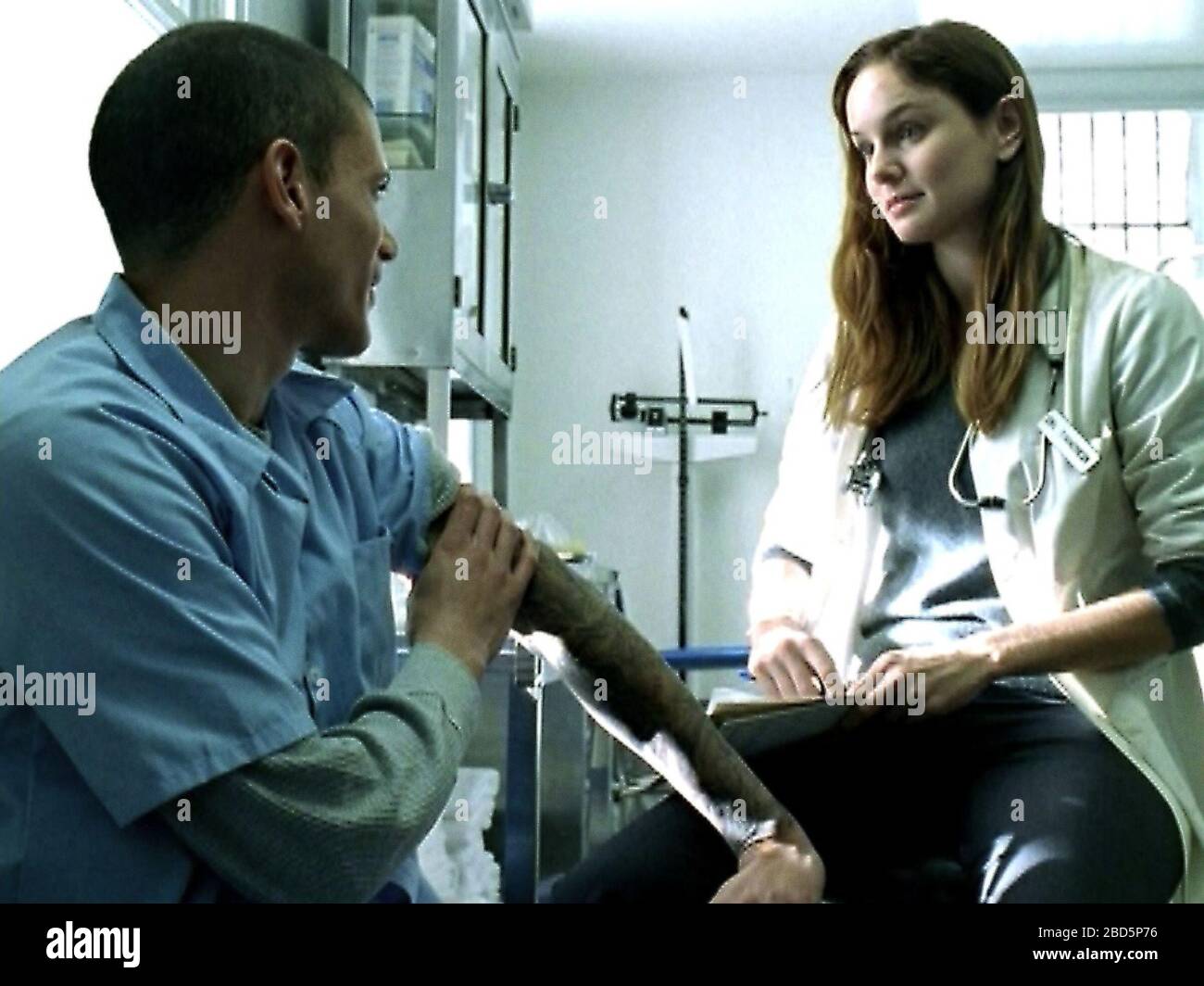 Sarah wayne callies prison break hi-res stock photography and images ...