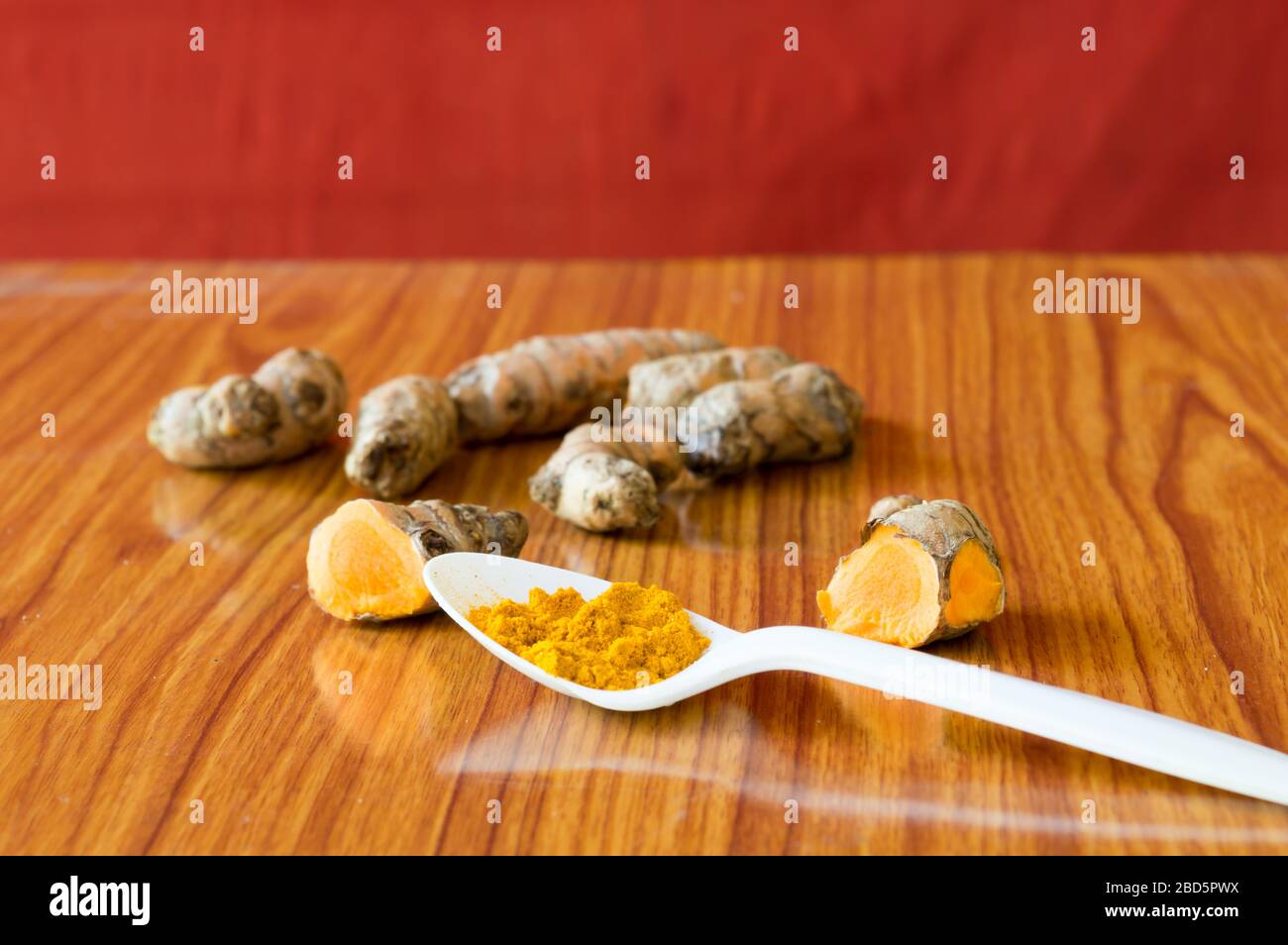 Table spoon of Pure Turmeric Haldi Powder. Anti-inflammatory and ...