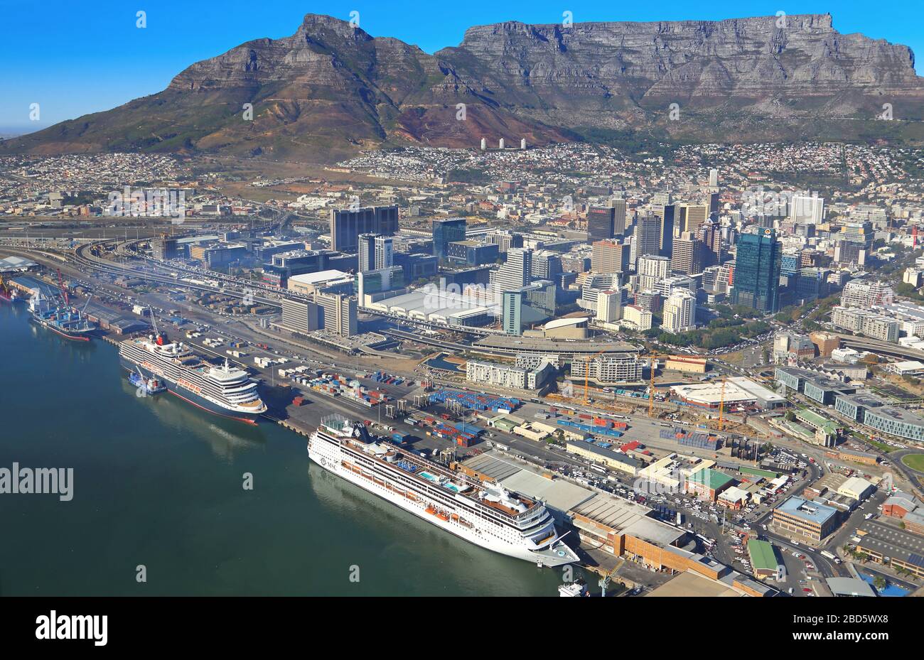 Aerial photo of Cape Town Harbour and CBD Stock Photo - Alamy