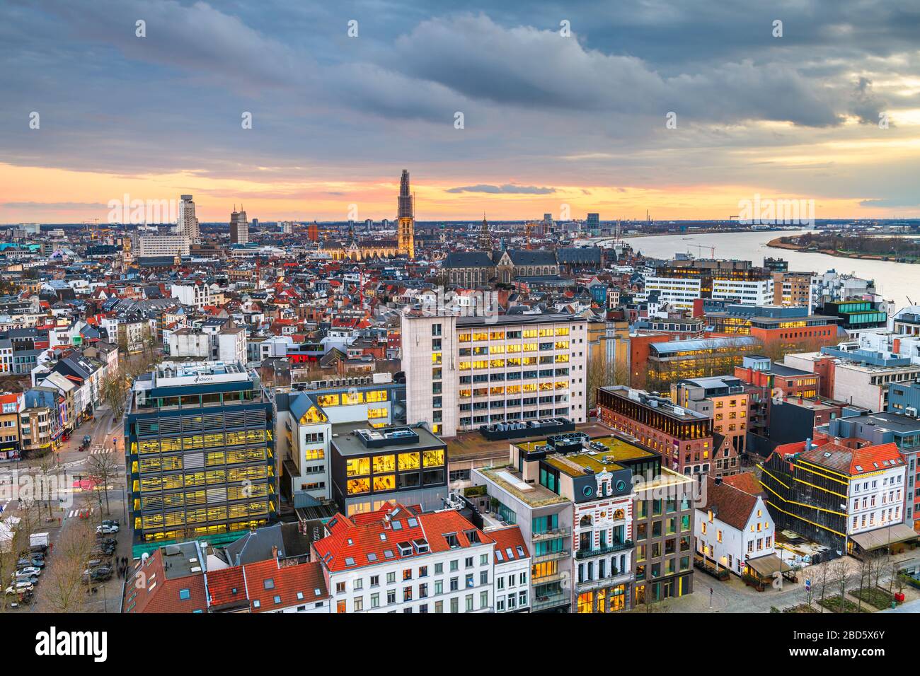 Antwerpen cityscape hi-res stock photography and images - Alamy