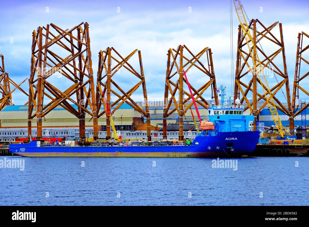 Rig supply ship Aura awaiting load of wind turbine parts at Smulders ...
