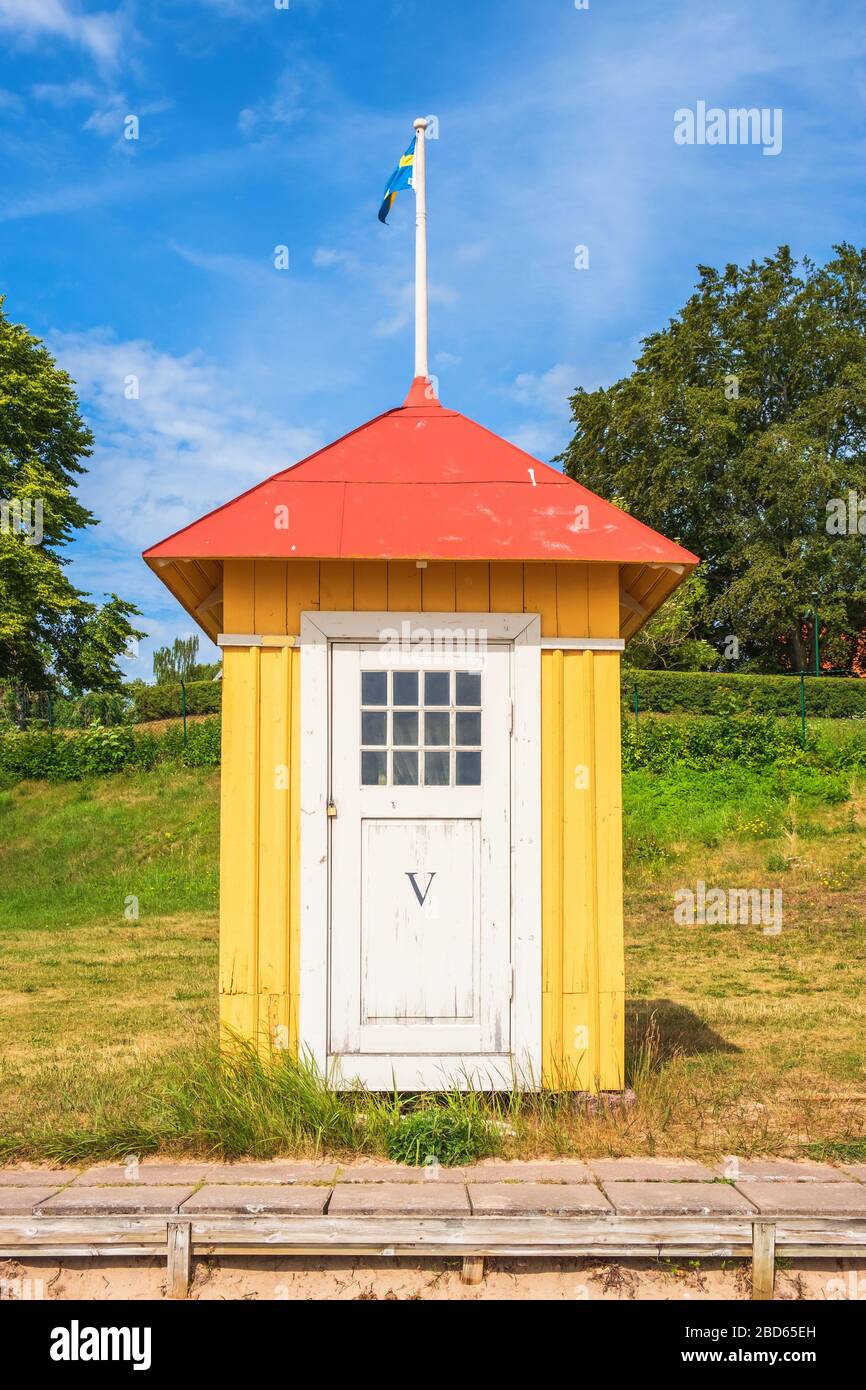 Swedish beach hut hi-res stock photography and images - Alamy