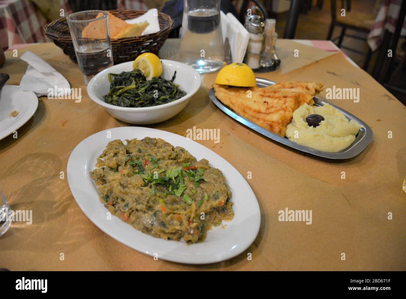 To triantafilo tis nostimias hi-res stock photography and images - Alamy