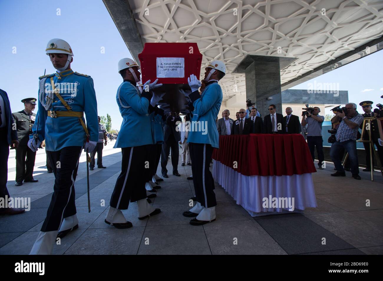 A turkish funeral hi-res stock photography and images - Alamy