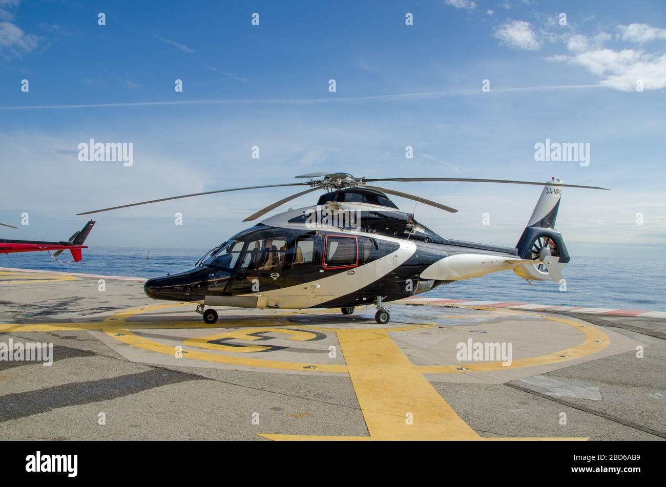 Monaco helicopter hi-res stock photography and images - Alamy
