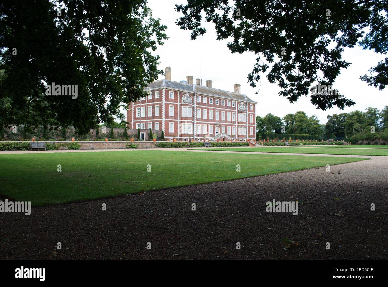 Robert smythson architecture hi-res stock photography and images - Alamy