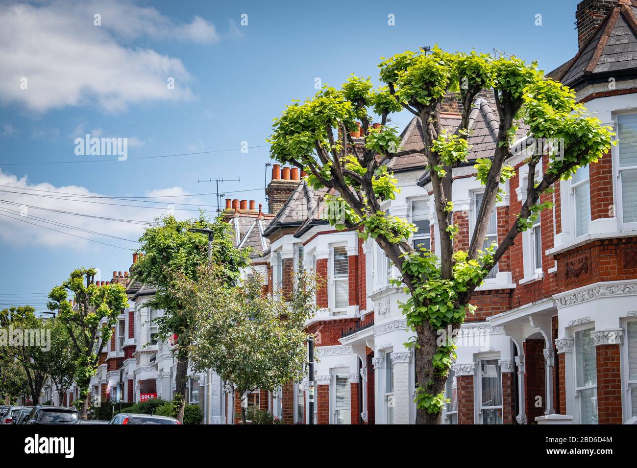 Typical street of British terrace houses -London Stock Photo - Alamy