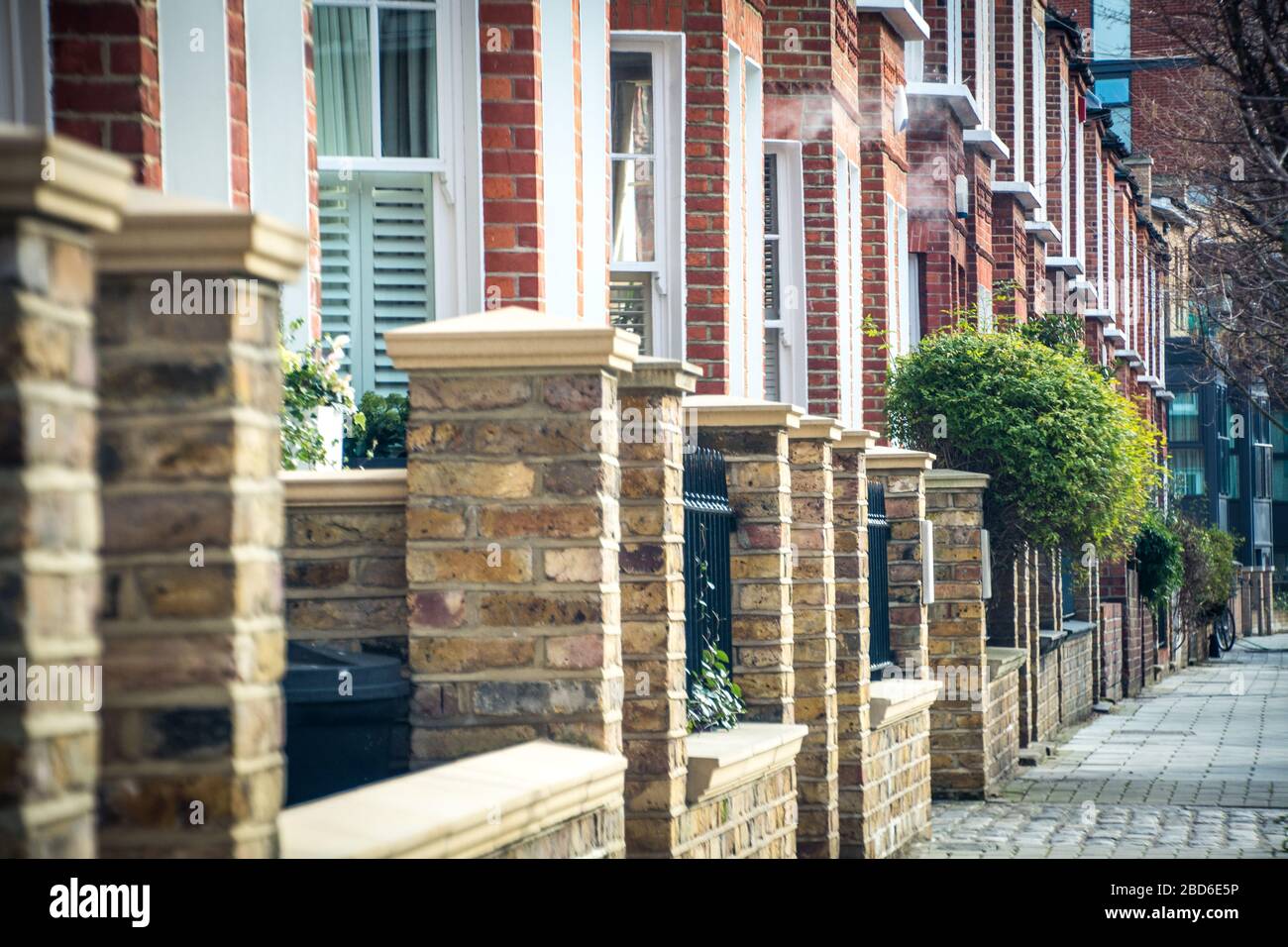 Street of typical terraced houses - London UK Stock Photo - Alamy
