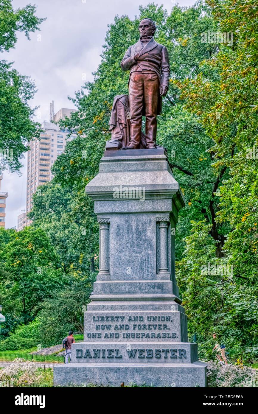 Daniel webster statue hi-res stock photography and images - Alamy