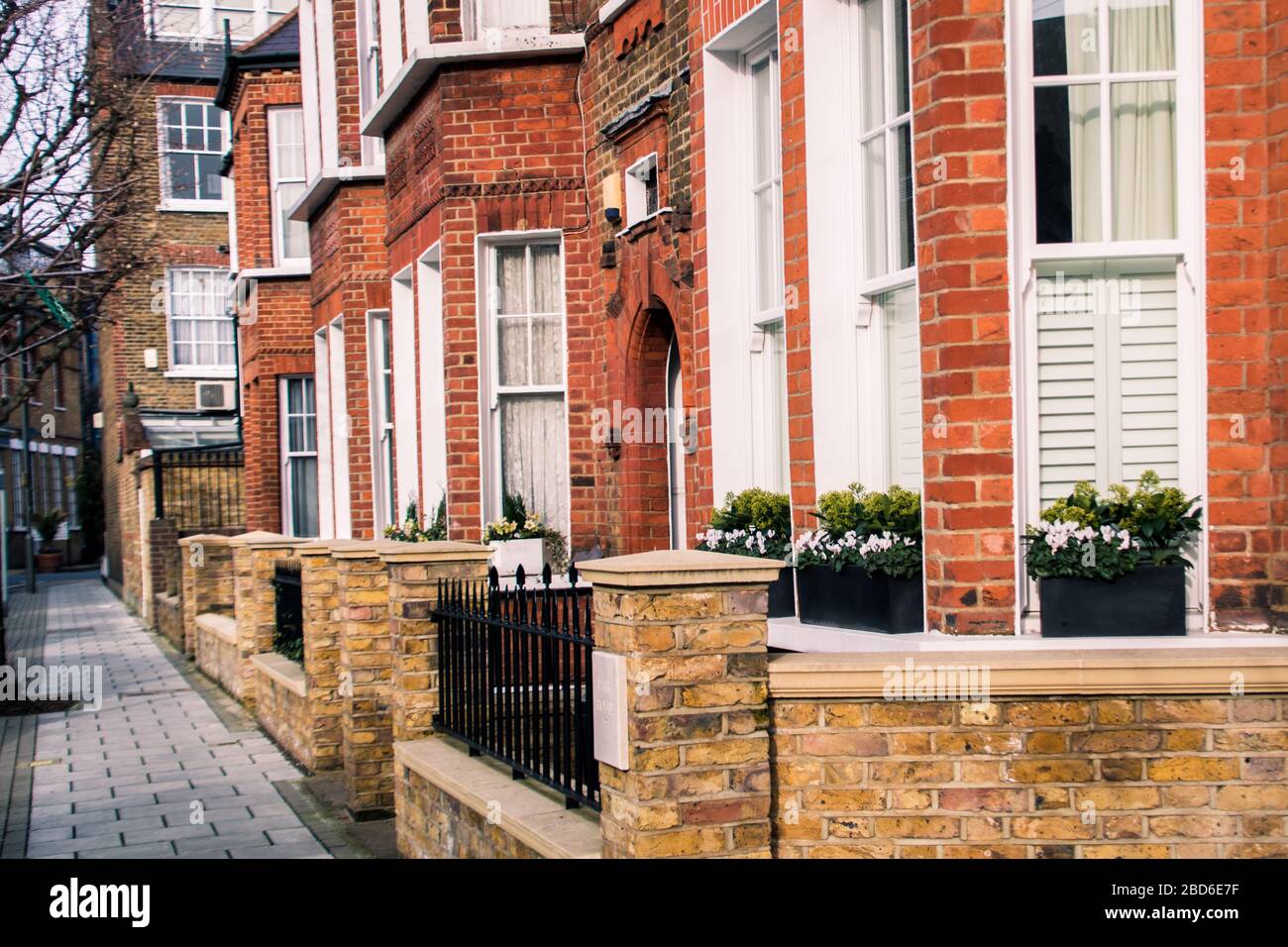 Street of typical terraced houses - London UK Stock Photo - Alamy