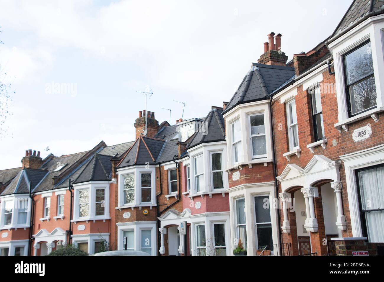 Street of typical terraced houses - London UK Stock Photo - Alamy