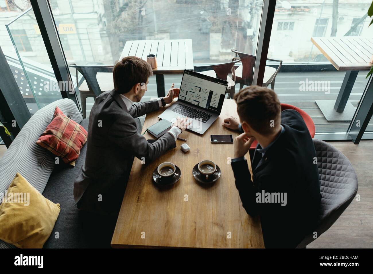 Two People Sharing High Resolution Stock Photography and Images - Alamy