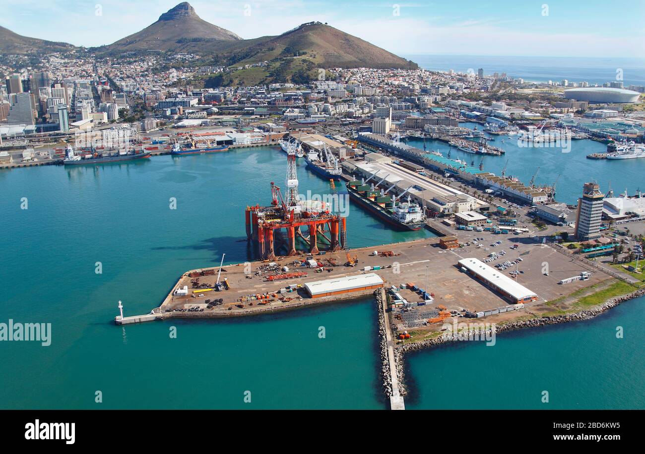 Aerial photo of oil rig at Cape Town Harbour Stock Photo - Alamy