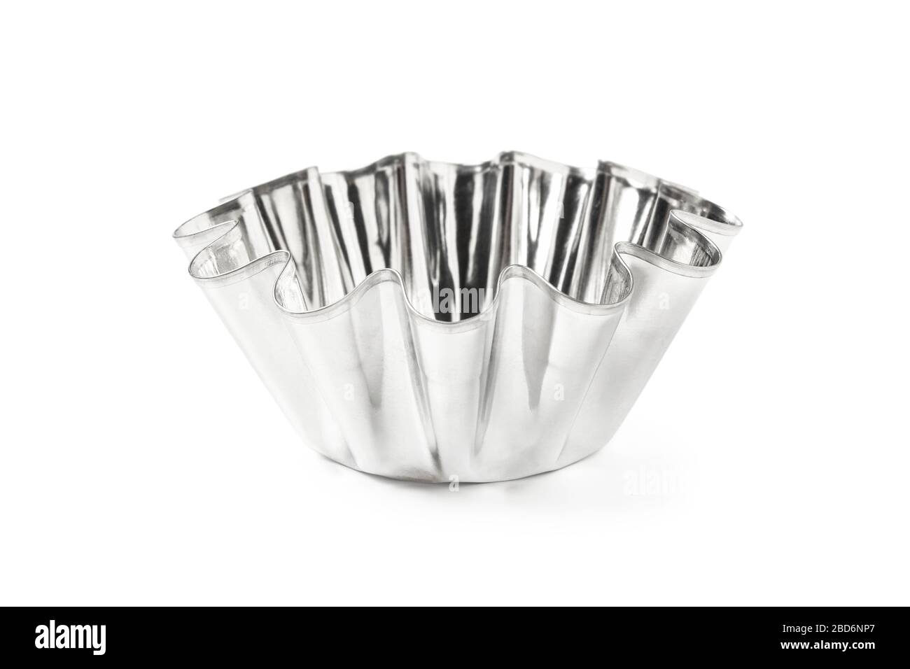 The round shape of the utensils for baking isolated on white Stock ...