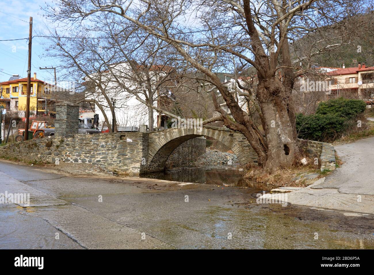 Megali Panagia-Chalkidiki-Greece-stone bridge Stock Photo - Alamy