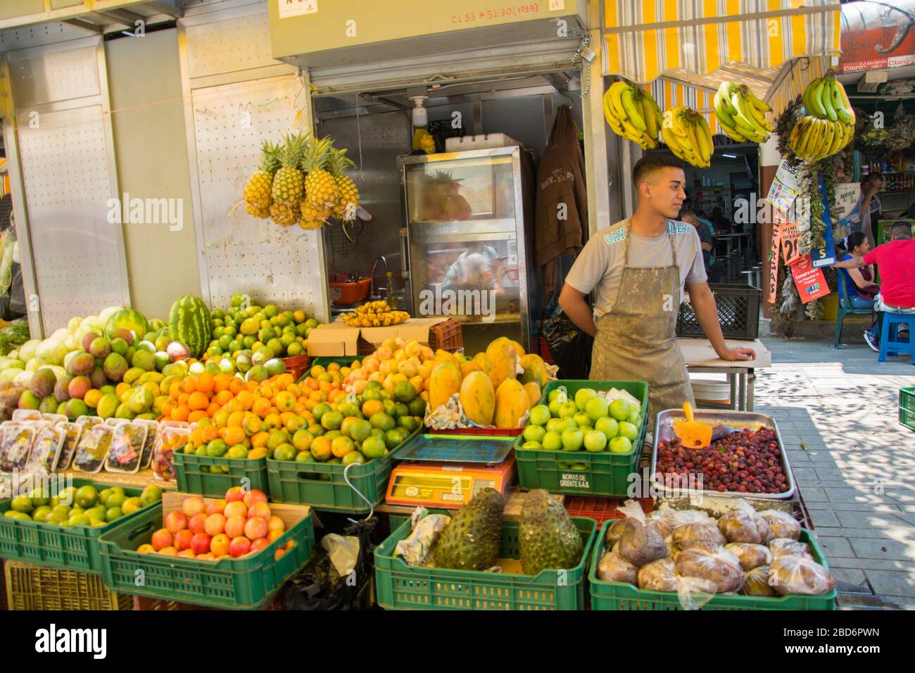 Informal architecture hi-res stock photography and images - Alamy