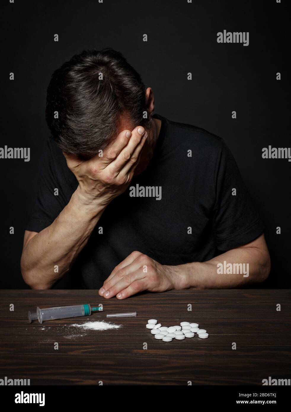 Person in despair hi-res stock photography and images - Alamy