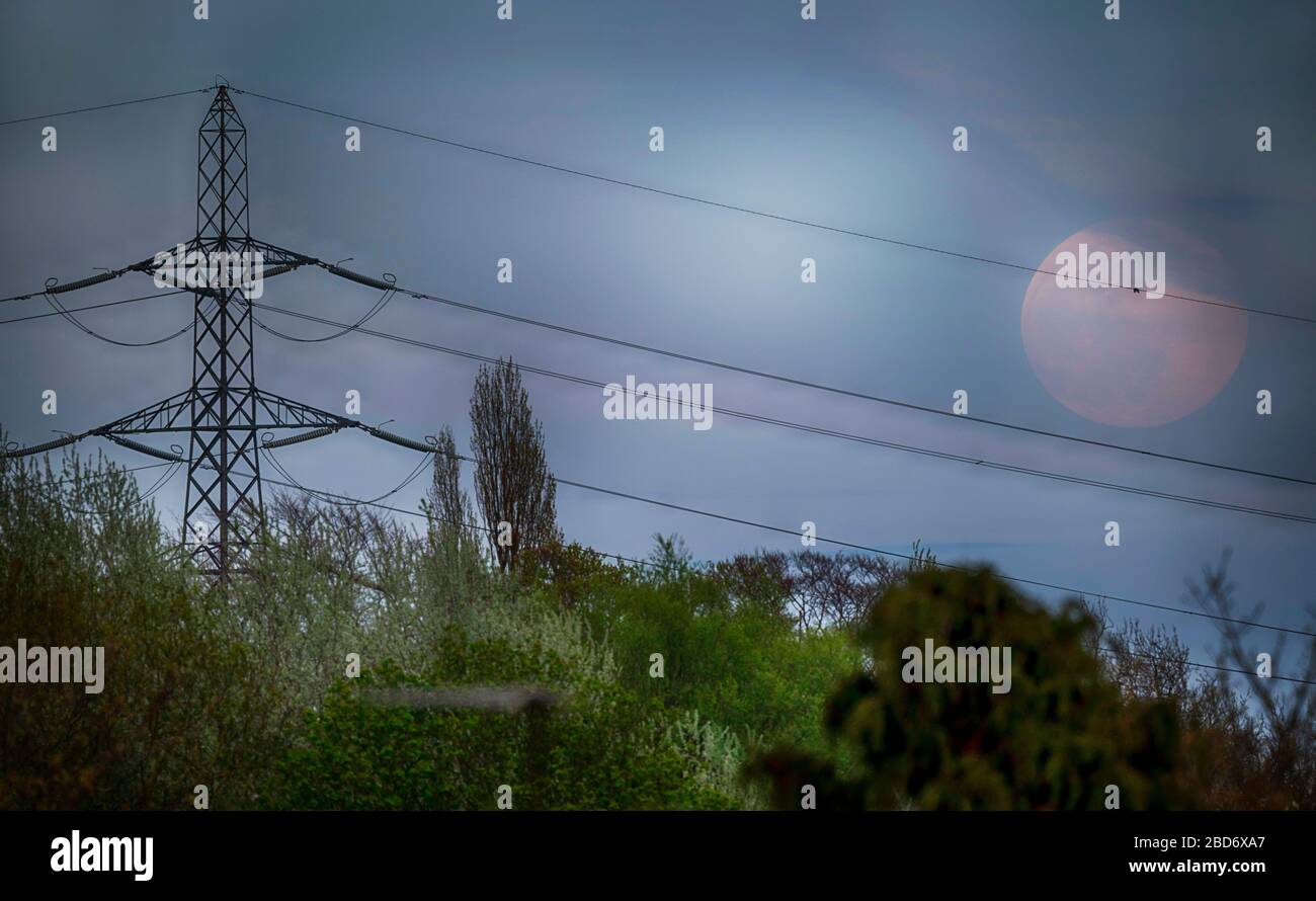 2020 reaching hi-res stock photography and images - Alamy