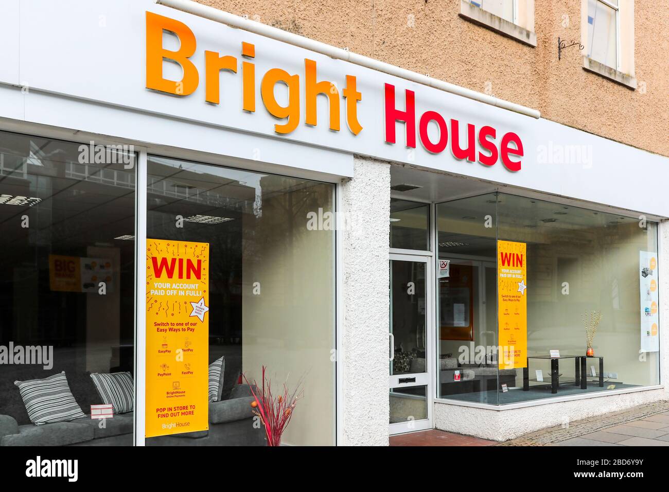 Shop front house hi-res stock photography and images - Alamy