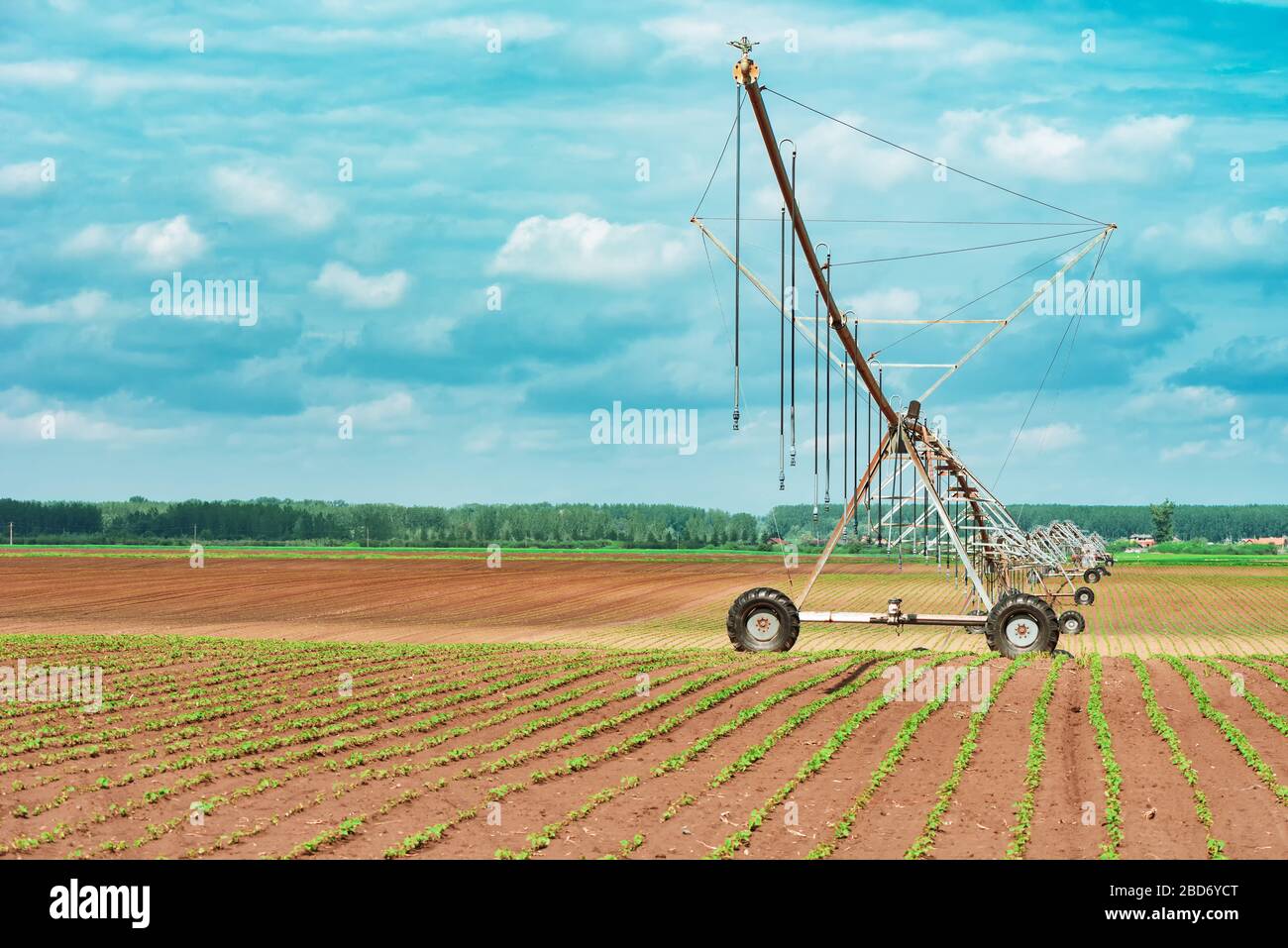 Pivot irrigation system in cultivated soybean and corn field ...