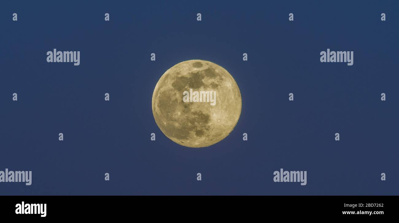 Supermoon italy hi-res stock photography and images - Alamy