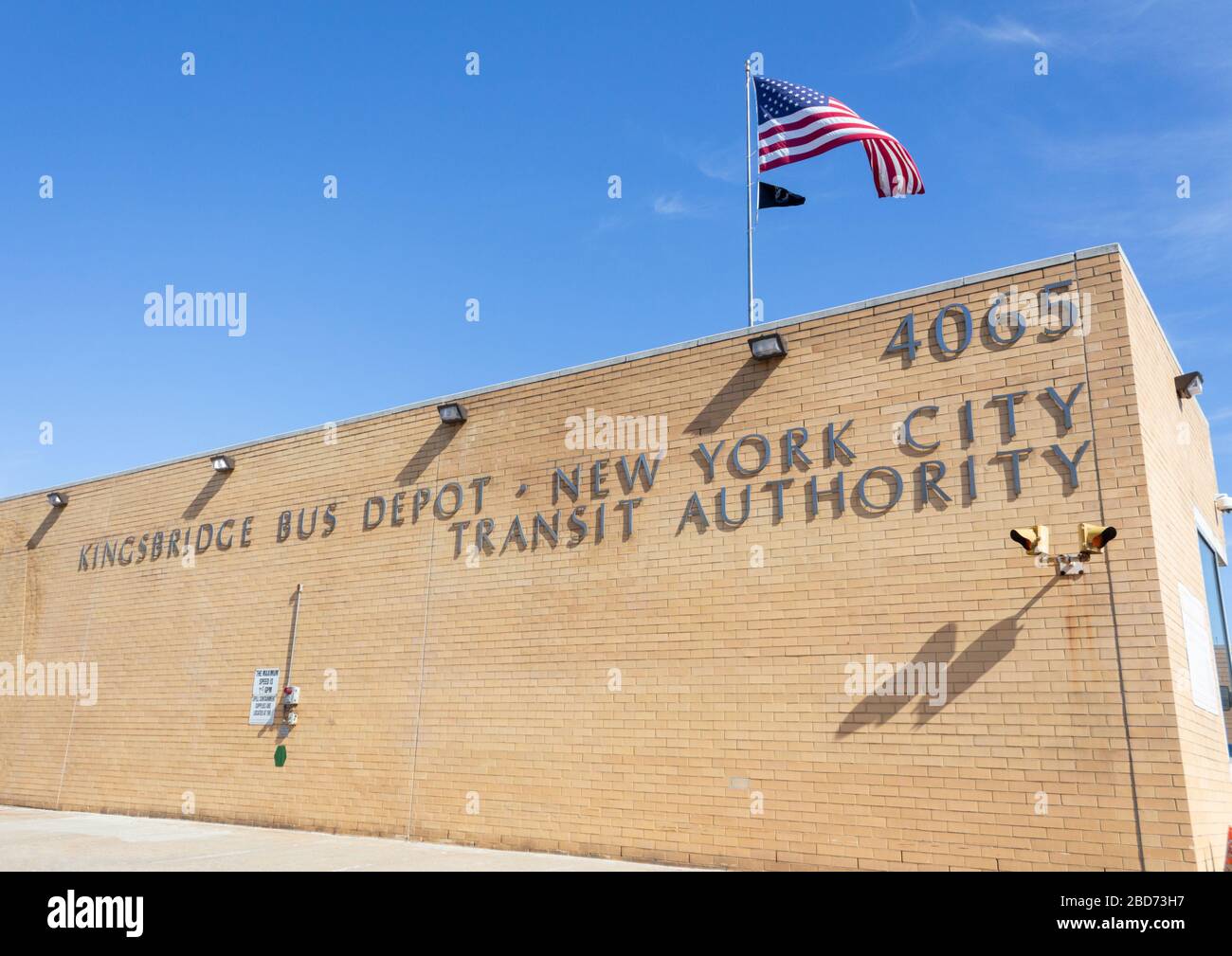 Kingsbridge bus depot hi-res stock photography and images - Alamy