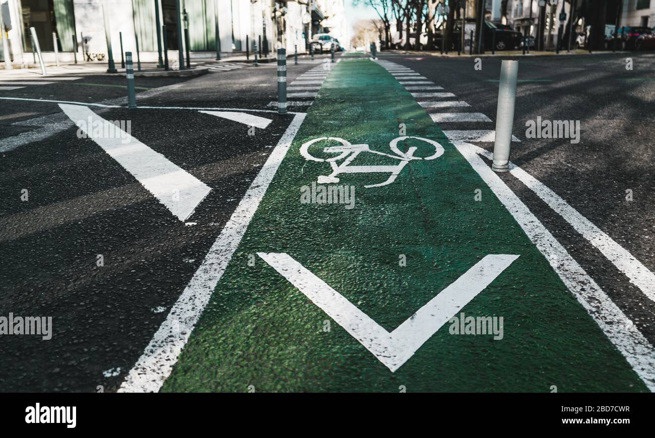 Marking on the cycle path in both directions hi-res stock photography ...