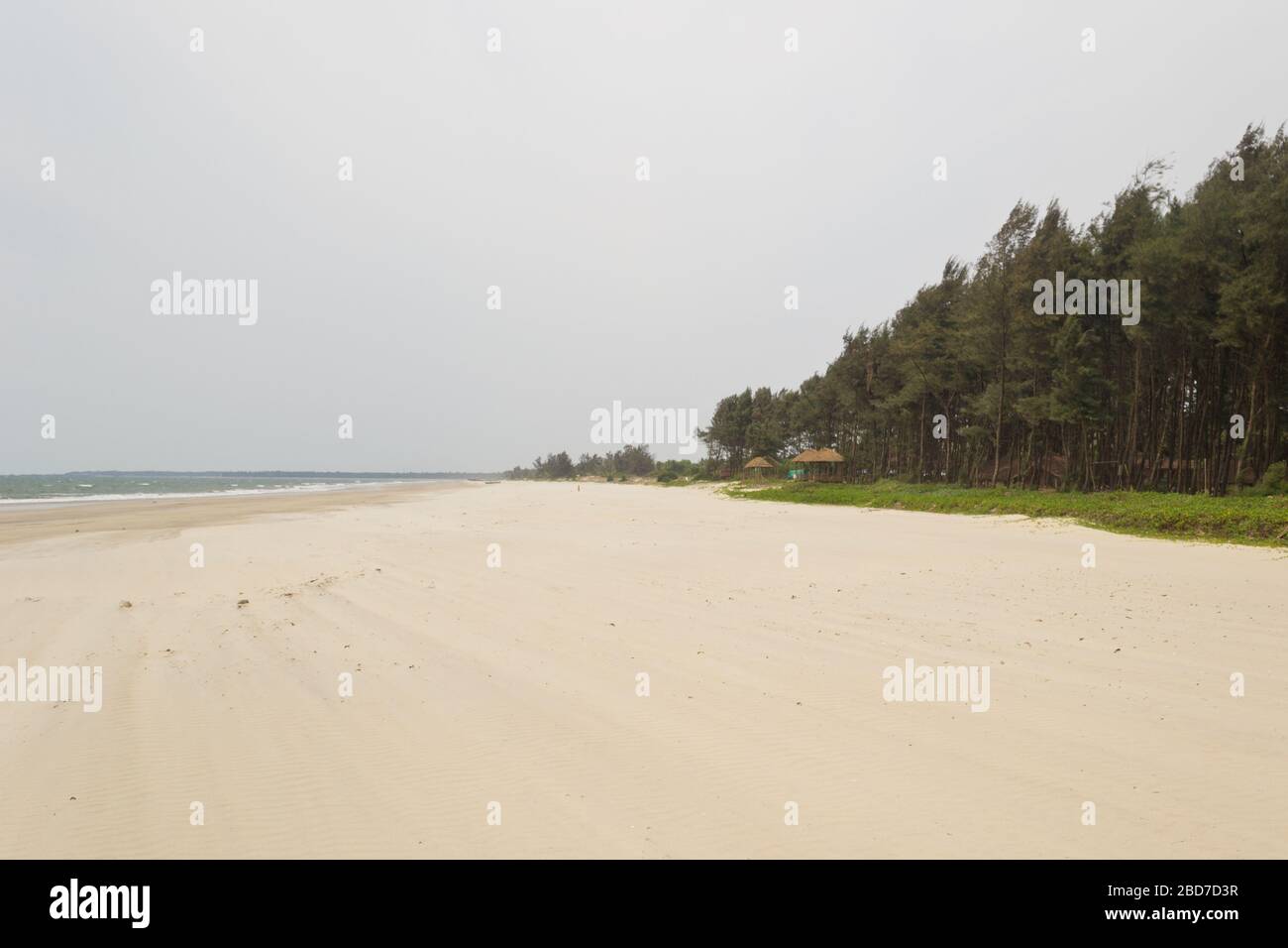 Beautiful secluded and clean Tarkarli Beach in Malvan, Maharashtra ...