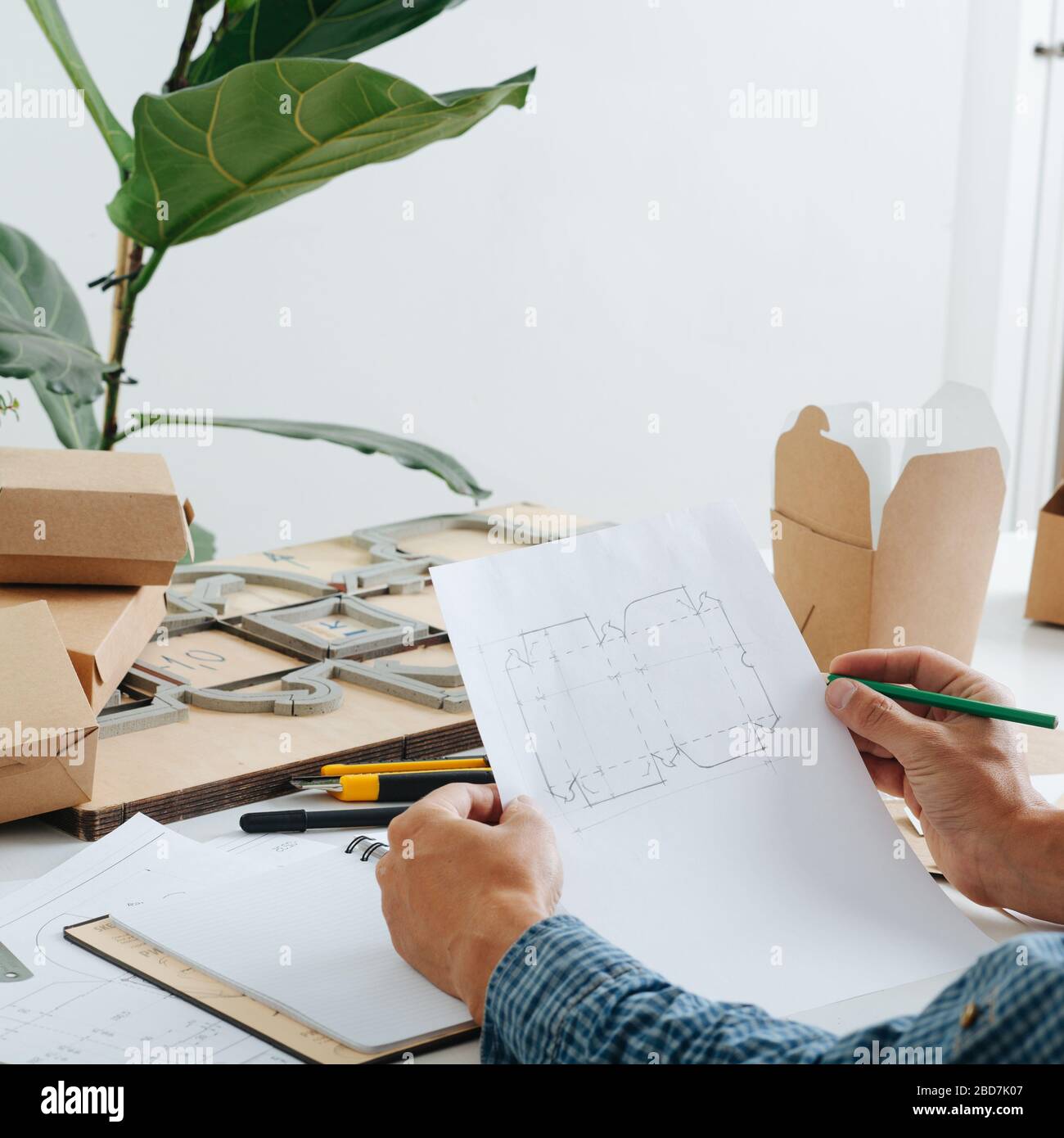 Scattered scheme hi-res stock photography and images - Alamy