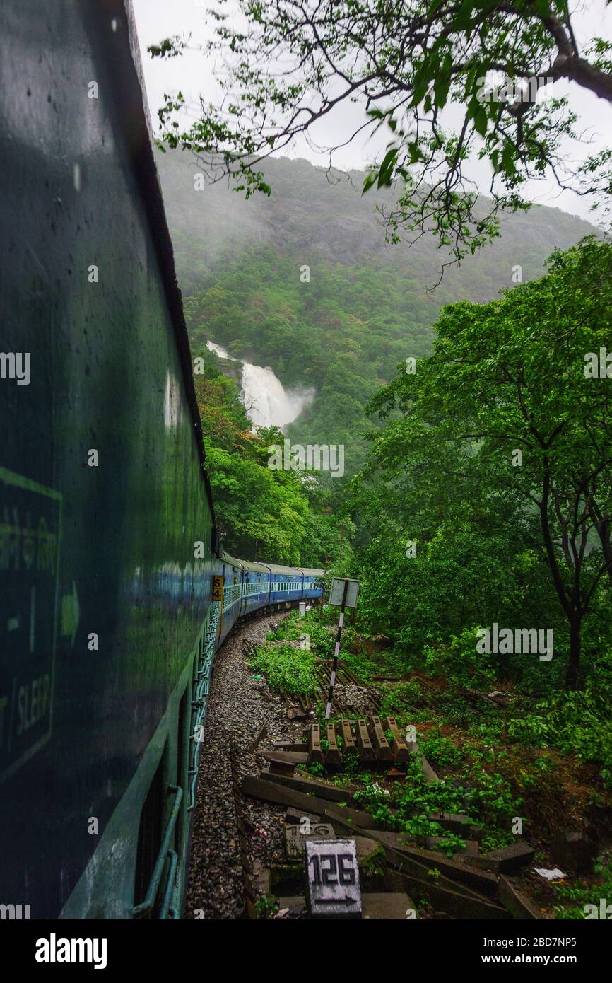 Dudhsagar falls monsoon hi-res stock photography and images - Alamy